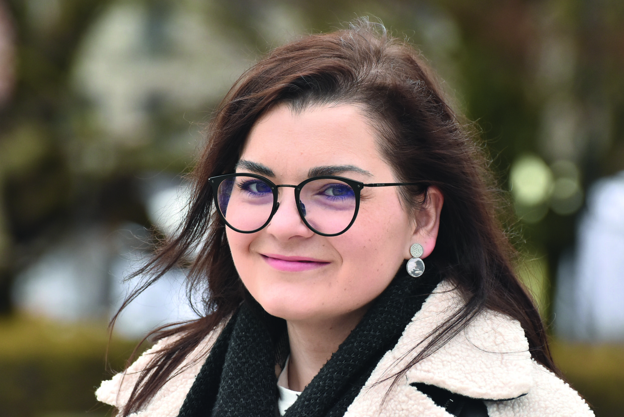 Dziedātāja Liene Atvara: Daudz runāju par tēmām, par ko cilvēki parasti ...