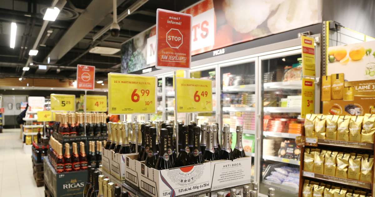 Saeima paaugstina akcīzes nodokli degvielai, alkoholiskajiem dzērieniem ...